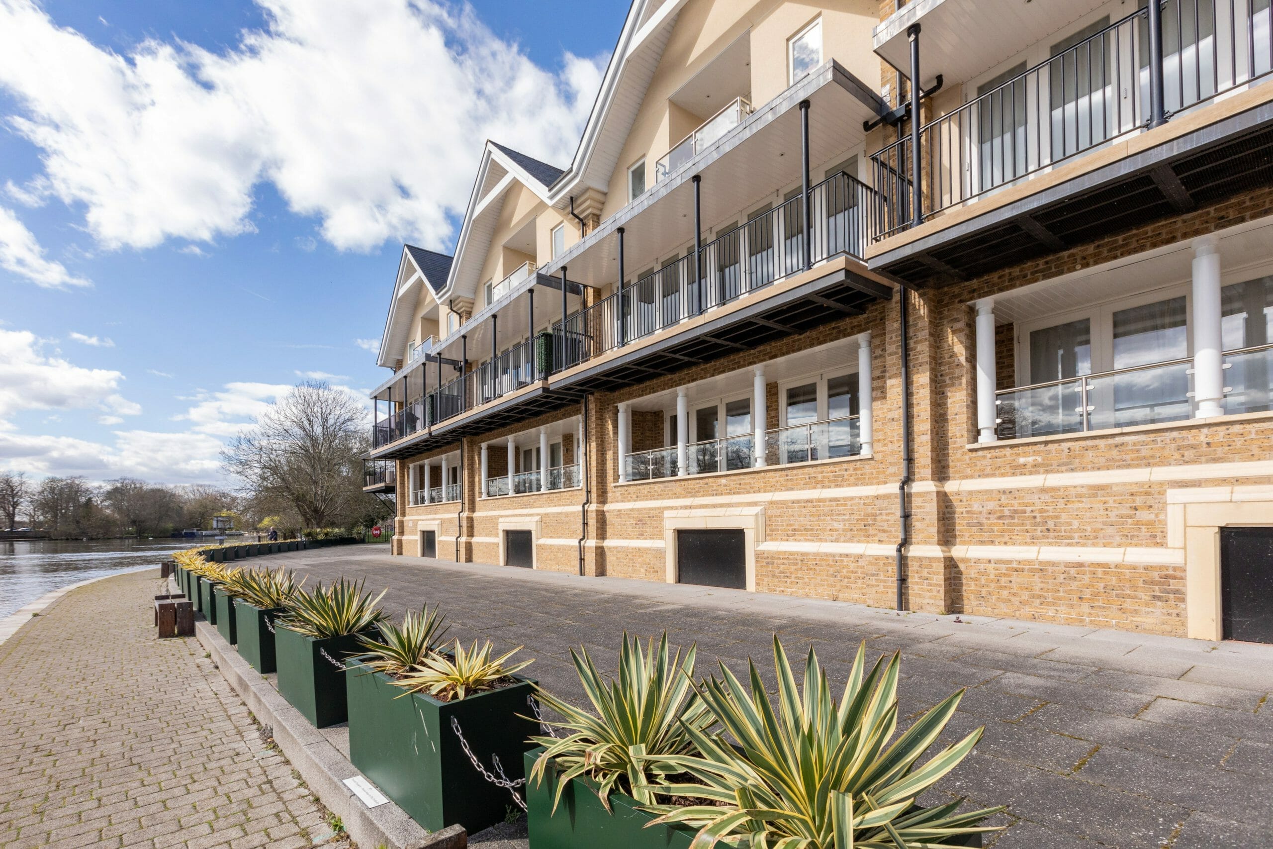 Eton Location - Warren Property Matters